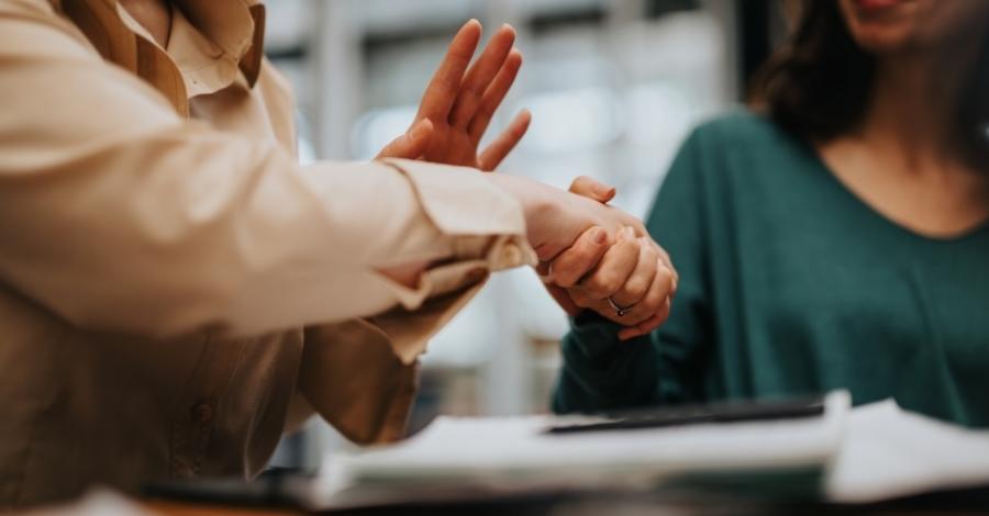 Termo de compromisso: o que é + 5 modelos para usar agora | Assinafy